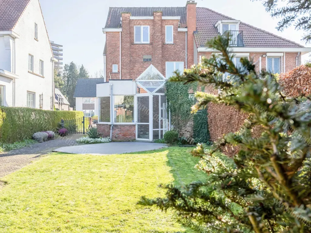 Huis in Sint-Niklaas Te Koop - 1389985 | ImmoSpeurder